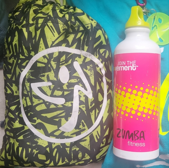 Zumba Fitness | Tops | Vintage Zumba Lot With New Water Bottle Keychain ...